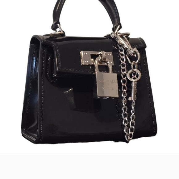 Kendall & Kylie | Bags | New Kendall Kylie Black Mini Bag With Silver ...